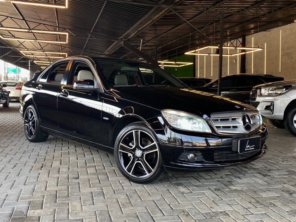 Mercedes C-180 CGI Classic 1.8 16V 156cv Aut. Gasolina 4 portas, câmbio ...