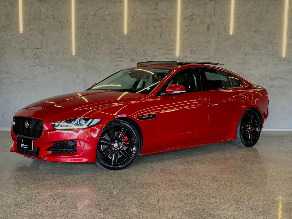 Jaguar XE 2.0 Turbocharged R-Sport Aut. Gasolina 4 portas, câmbio ...
