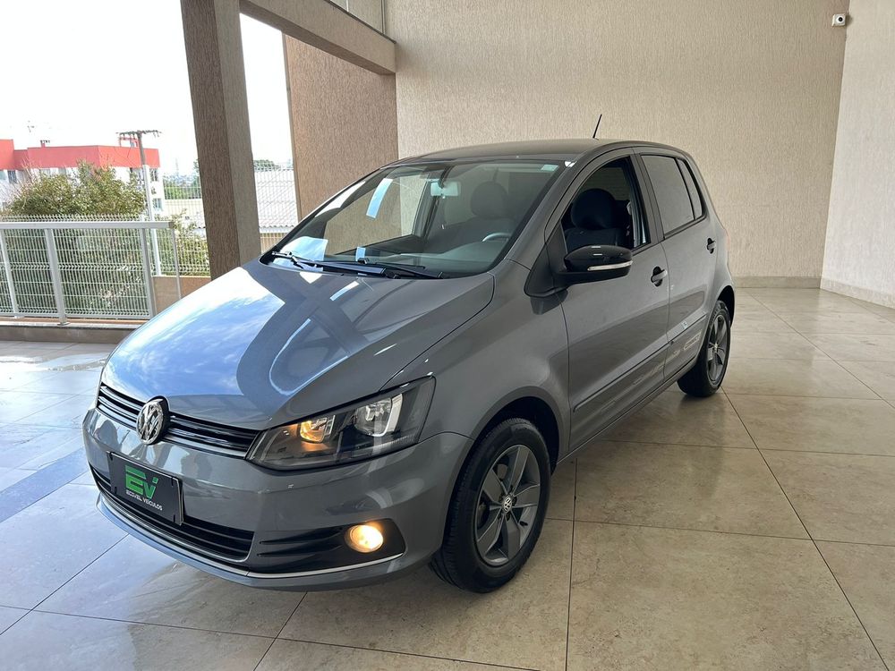 VolksWagen Fox Connect 1.6 Flex 8V 5p Flex 4 portas, câmbio Manual em ...
