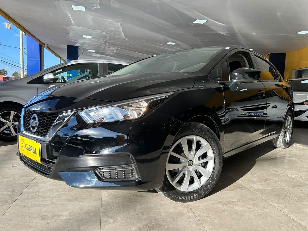 Nissan VERSA Sense 1.6 16V Flex Aut. Flex 4 portas, câmbio Automático ...