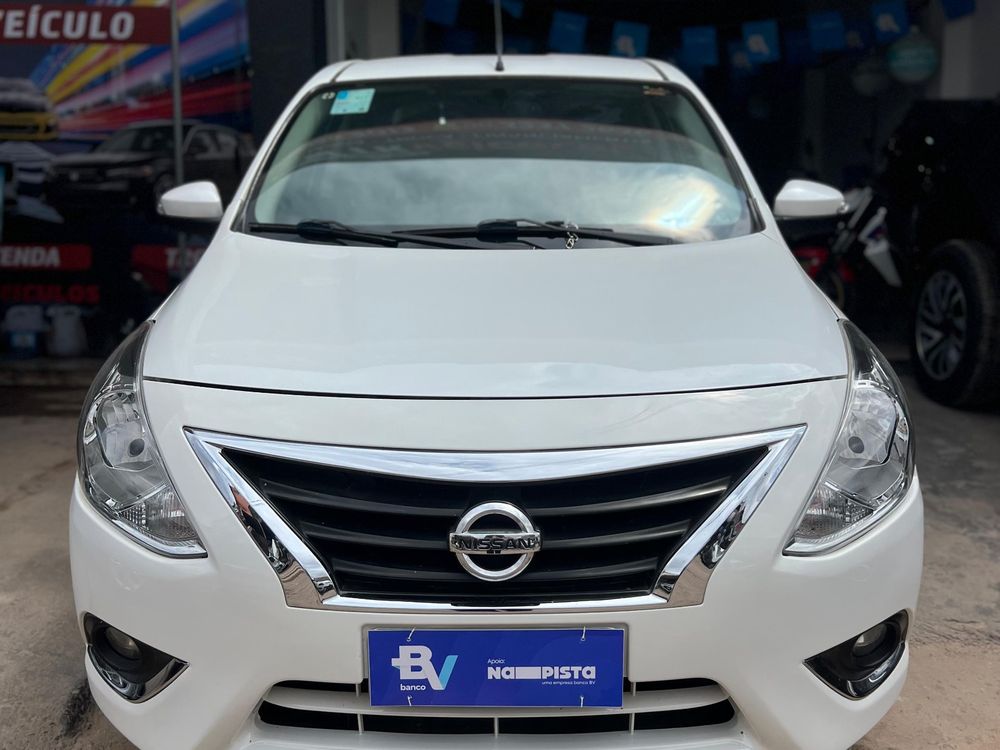Nissan VERSA SL 1.6 16V FlexStart 4p Aut. Flex 4 portas, câmbio ...