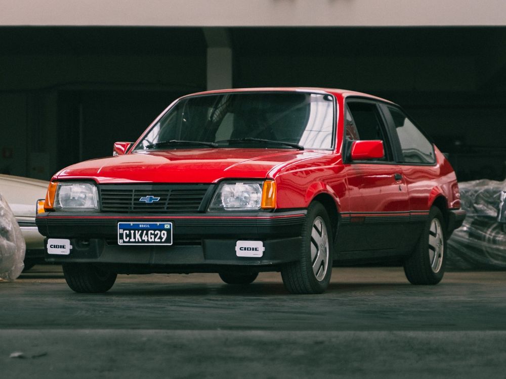 Chevrolet Monza Classic/ SL/e/SR 1.8 Álcool 2 portas, câmbio Manual em ...