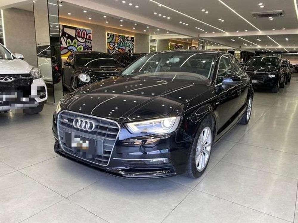 Audi A3 Sed.1.8/1.8 Ambit.16V TB FSI S-tronic Gasolina 4 portas, câmbio ...