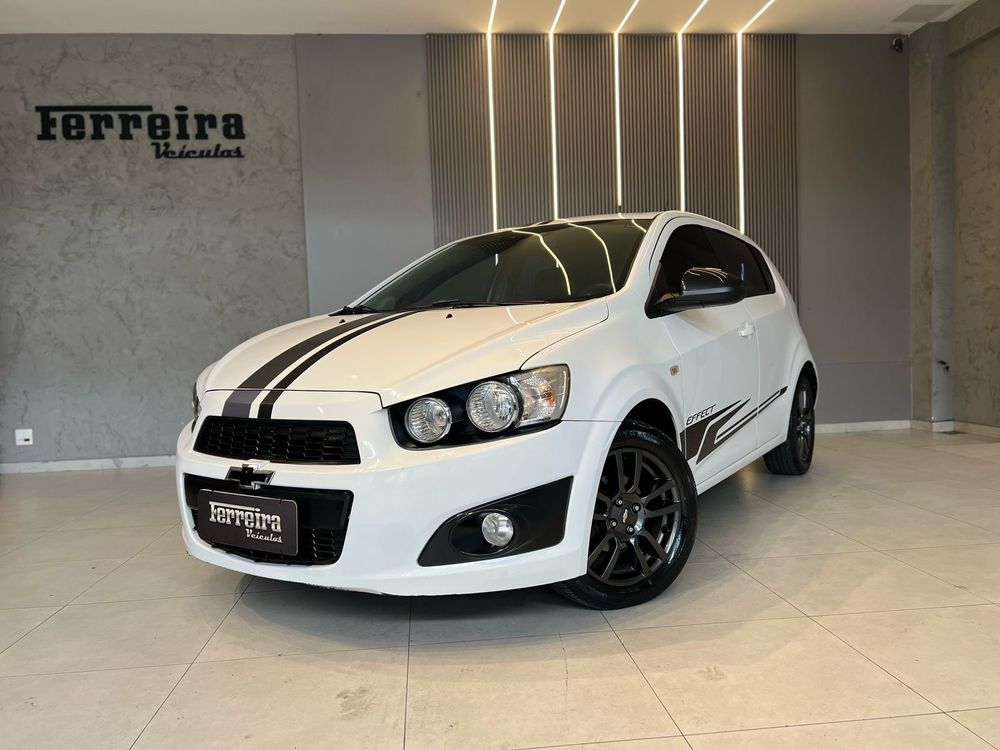 Chevrolet SONIC HB LTZ EFFECT 1.6 16V FlexP 5p Aut Flex 4 portas ...