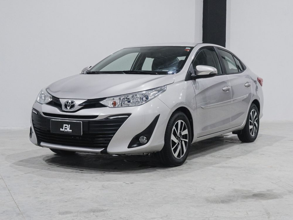 Toyota YARIS XL Sedan 1.5 Flex 16V 4p Aut. Flex 4 portas, câmbio Automático em Maceió - JBL Carros