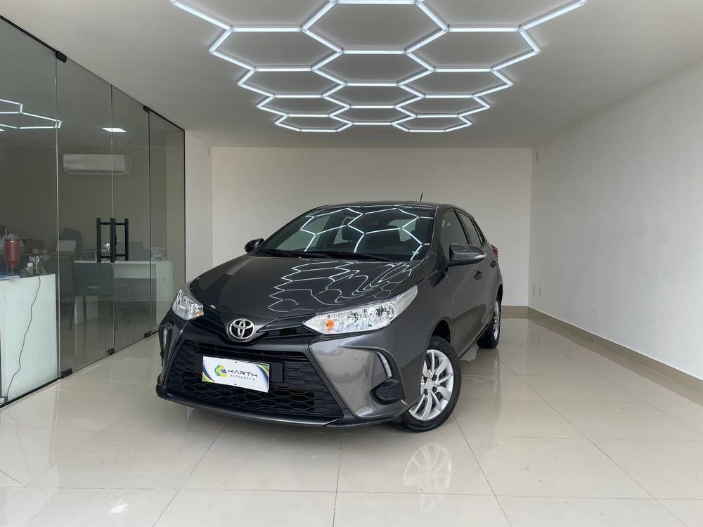 Toyota YARIS XL 1.5 Flex 16V 5p Aut. Flex 4 portas, câmbio Automático ...