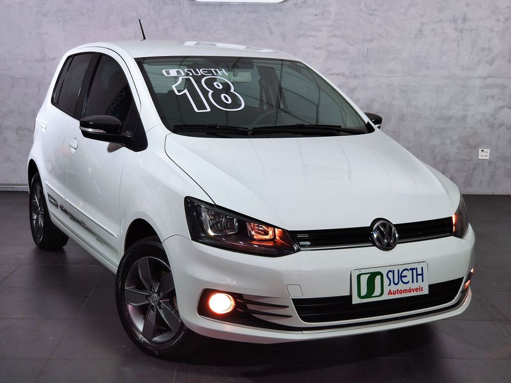 VolksWagen Fox Connect 1.6 Flex 8V 5p Flex 4 portas, câmbio Manual em ...
