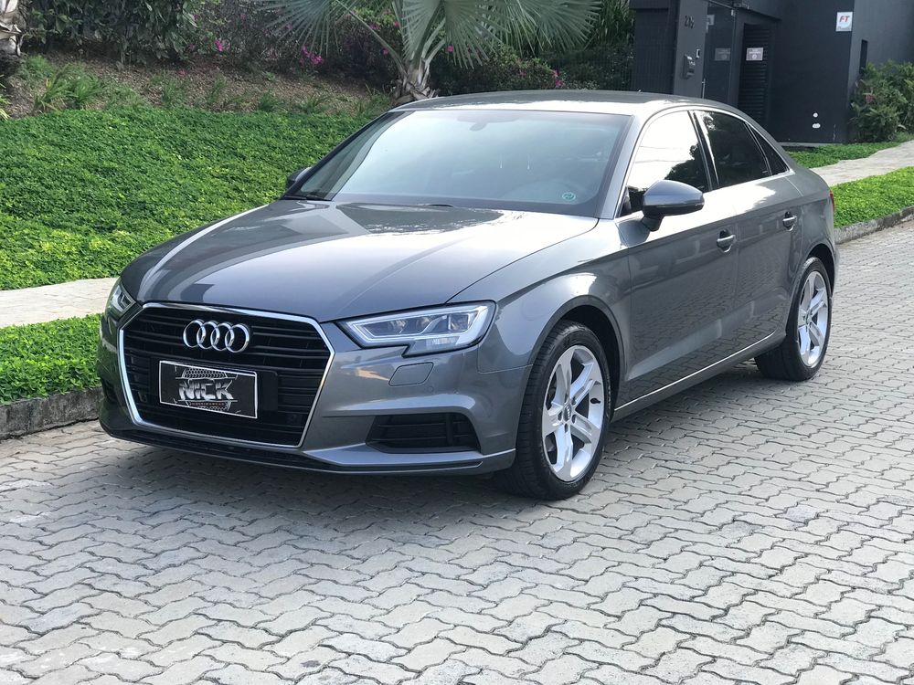 Audi A3 Sed. P. Plus Tech 1.4 Flex TFSI Tip. Flex 4 portas, câmbio ...