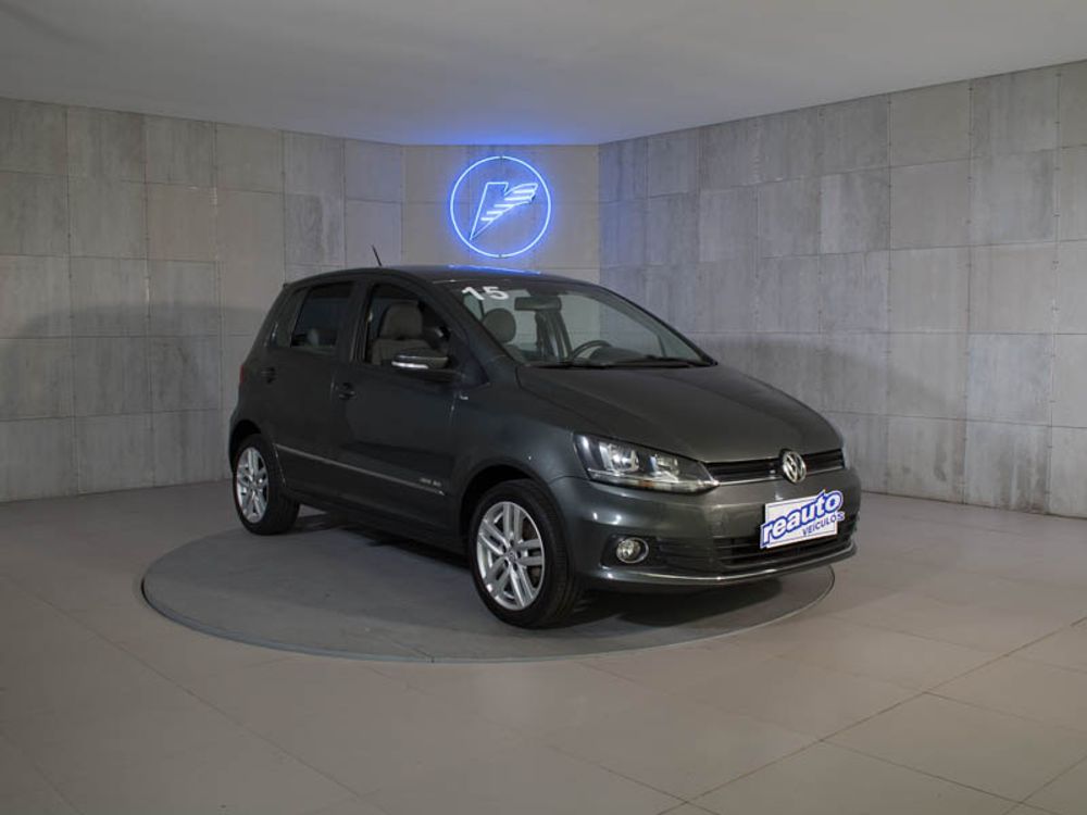 VolksWagen Fox Highline I MOTION 1.6 Flex 16V 5p Flex 4 portas, câmbio ...