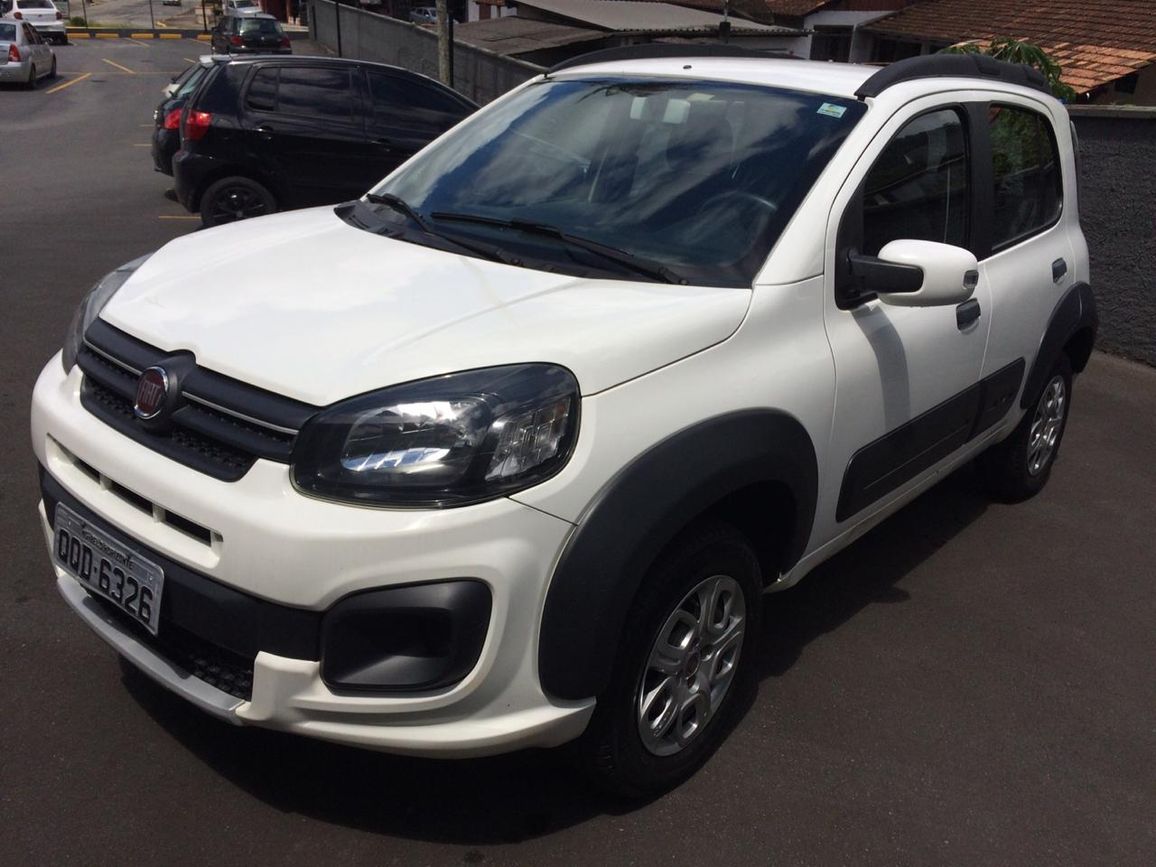 Fiat UNO WAY 1.0 Flex 6V 5p Flex 4 portas, câmbio Manual em Joinville ...