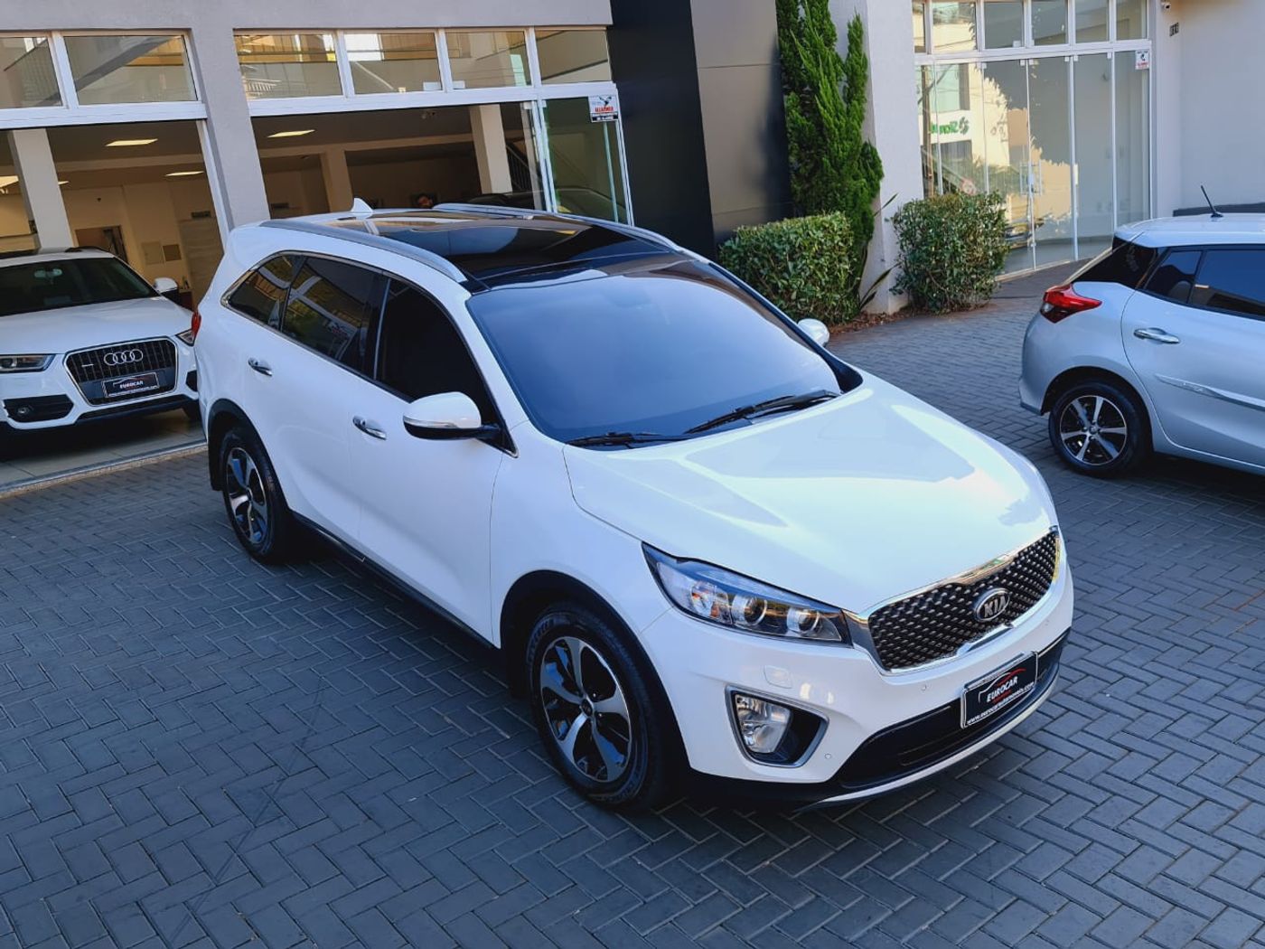 Kia Motors Sorento 3.3 V6 24V 270cv 4x2 Aut. Gasolina 4 portas, câmbio ...