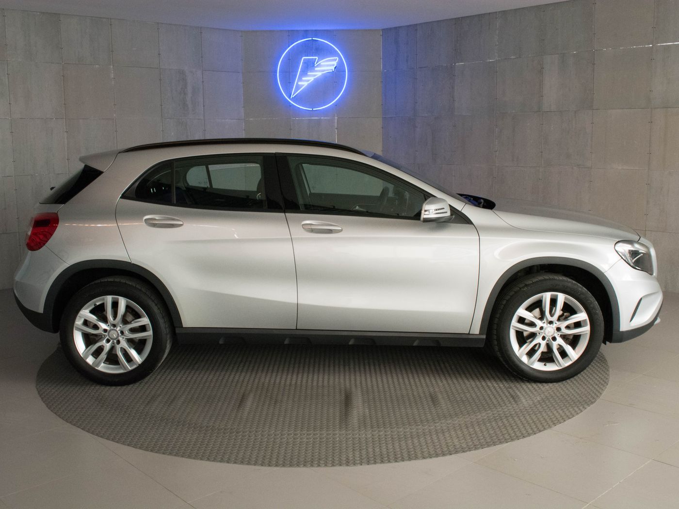 Mercedes GLA 200 Style 1.6 TB 16V/Flex Aut.Flex 4 portas, cambio ...