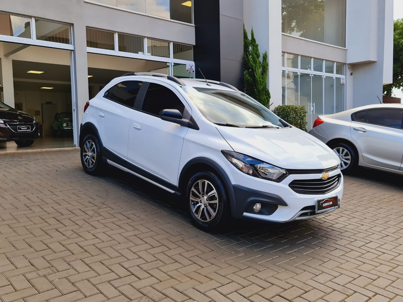 Chevrolet ONIX HATCH ACTIV 1.4 8V Flex 5P Aut. Flex 4 portas, câmbio ...