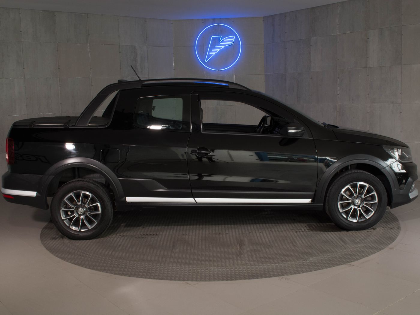 VolksWagen Saveiro CROSS 1.6 T.Flex 16v CDFlex 2 portas, cambio Manual ...
