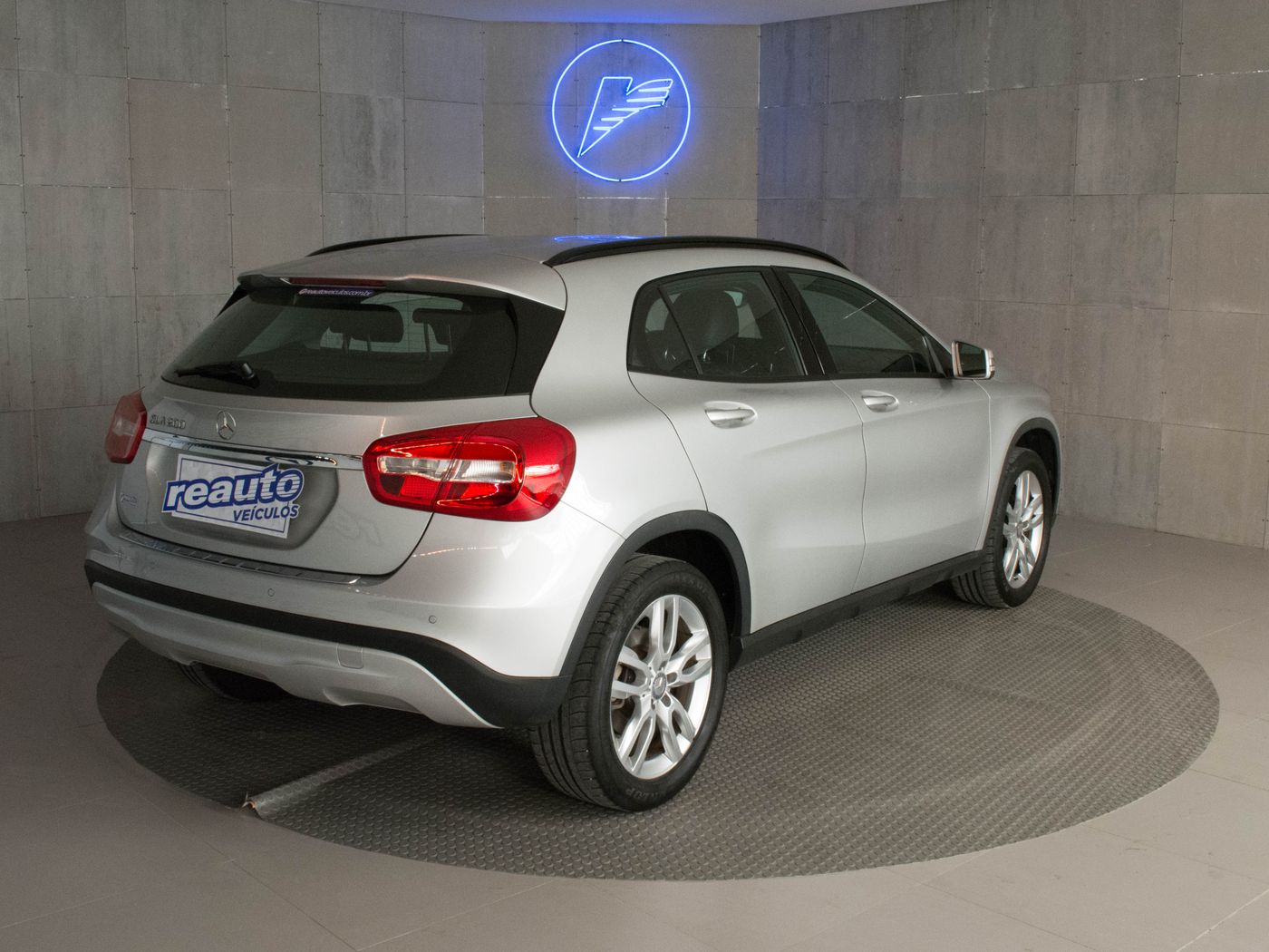 Mercedes GLA 200 Style 1.6 TB 16V/Flex Aut.Flex 4 portas, cambio ...