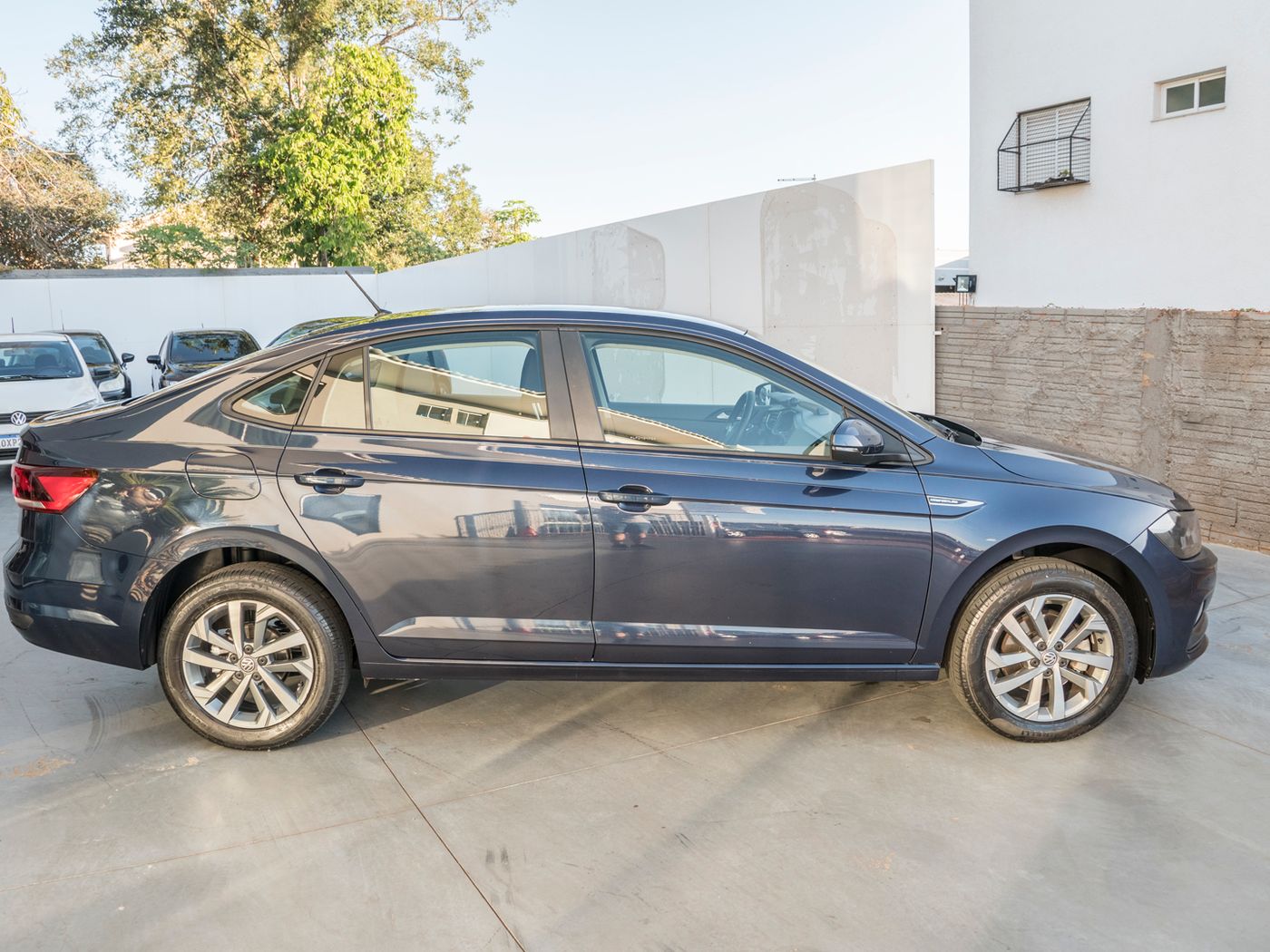 VolksWagen VIRTUS Comfort. 200 TSI 1.0 Flex 12V AutFlex 4 portas ...