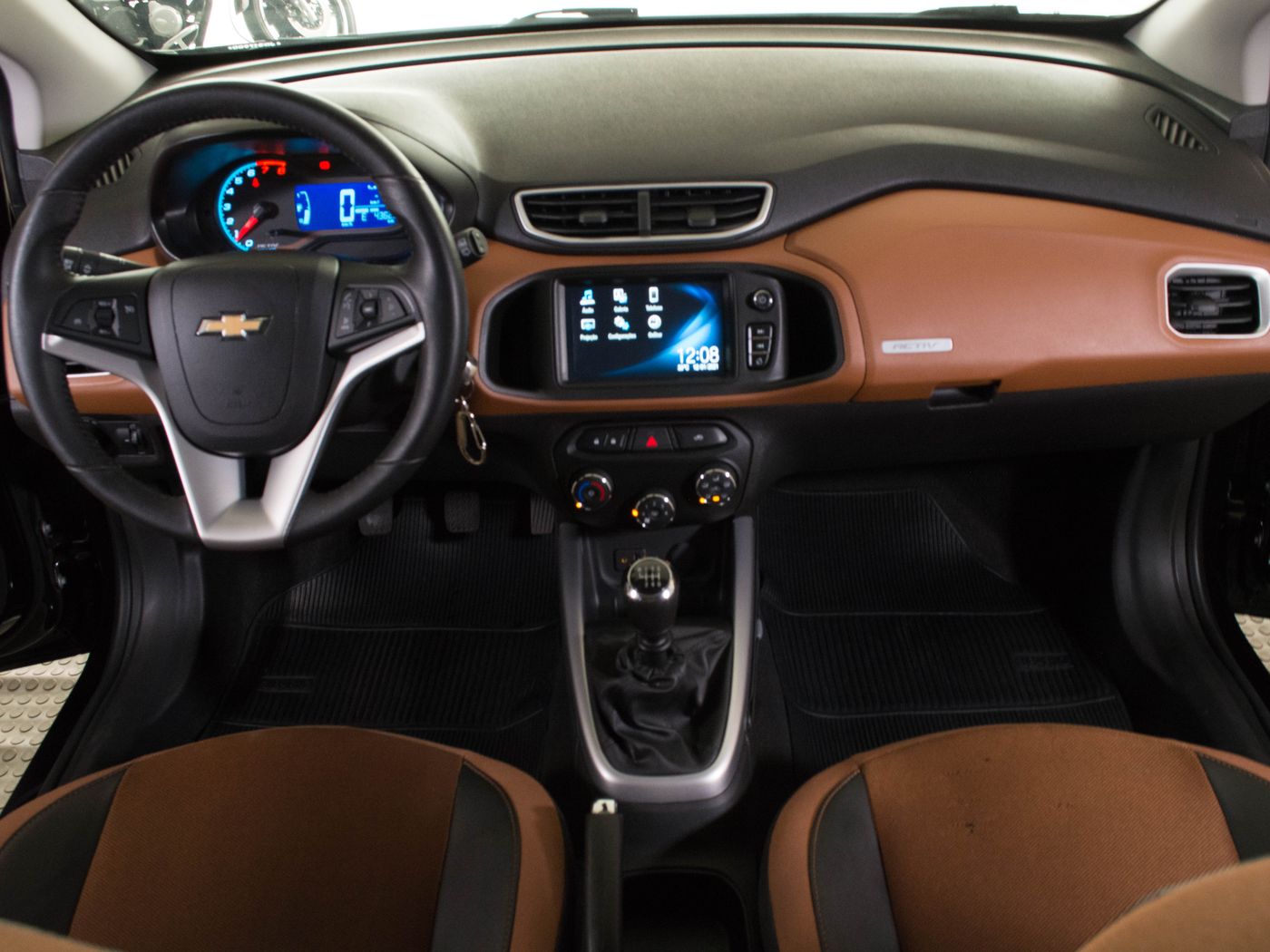 Chevrolet ONIX HATCH ACTIV 1.4 8V Flex 5p Mec.Flex 4 portas, cambio ...