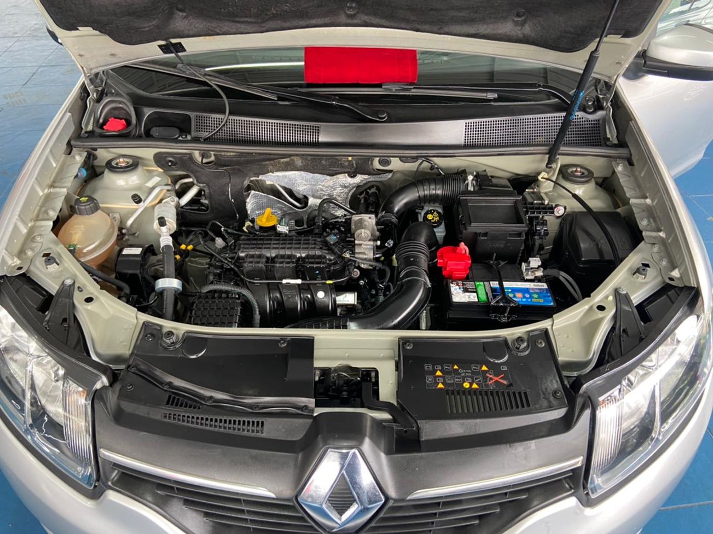 Renault LOGAN Expression Flex 1.0 12V 4p Flex 4 portas, câmbio Manual ...