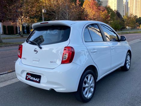 Nissan MARCH SV 1.6 16V FlexStart 5p Aut. Flex 4 portas, câmbio ...