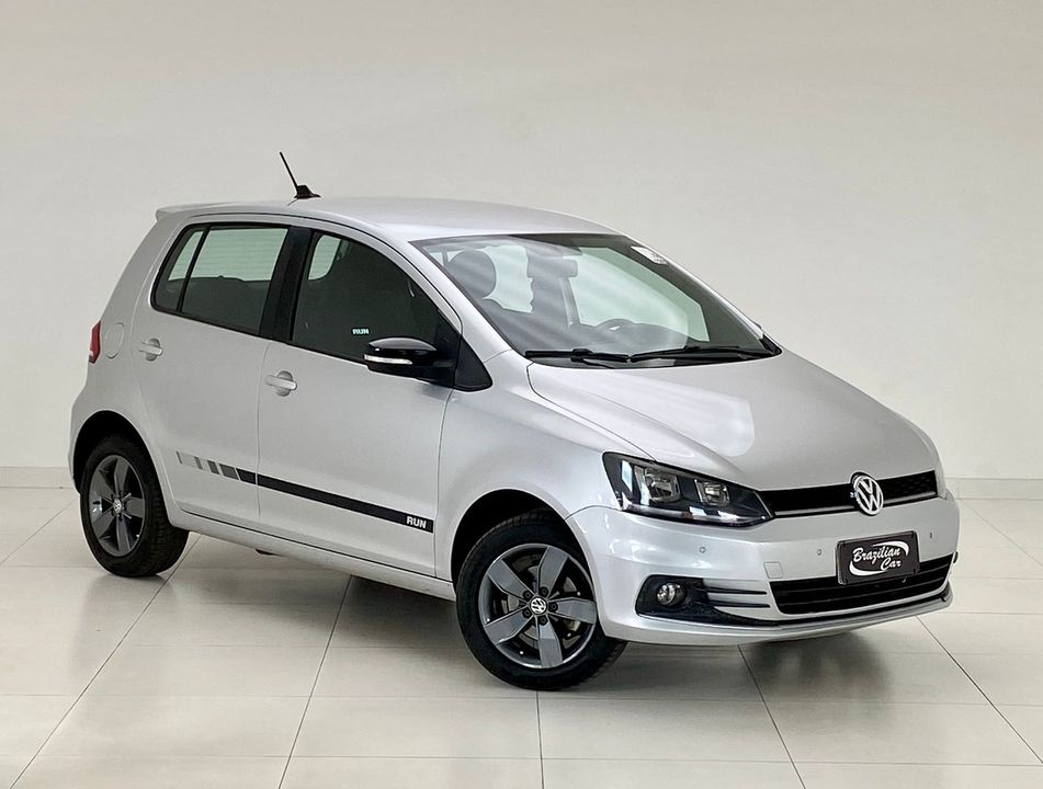 VolksWagen Fox RUN 1.6 Flex 8V 5p Flex 4 portas, câmbio Manual em ...